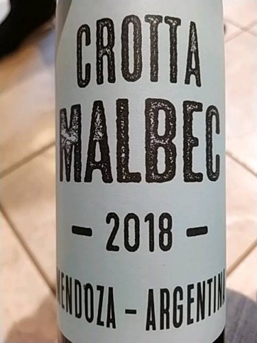 2018 Familia Crotta Malbec | Vivino US