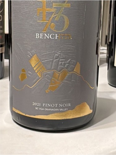 Bench 1775 Pinot Noir | Vivino 日本