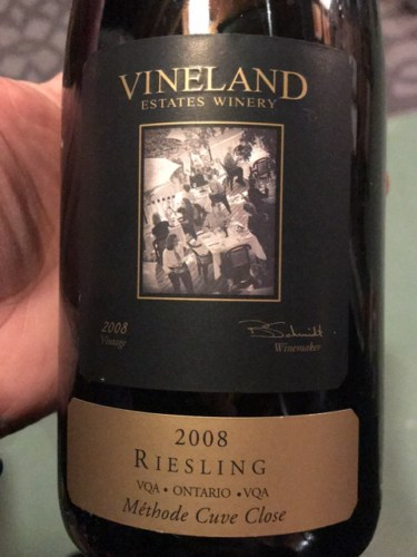 Vineland Estates Winery Méthode Cuve Close Riesling | Vivino US